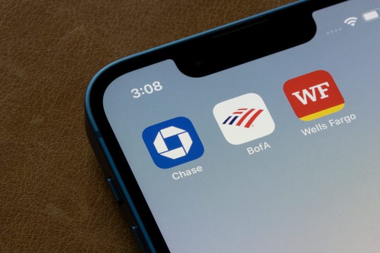 The Smart Investor: Make Better Financial Decisions.